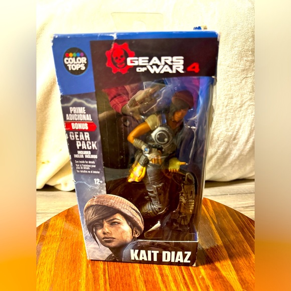 McFarlane Toys | Toys | Mcfarlane Toys Color Tops 3 Gears Of War 4 Kait ...